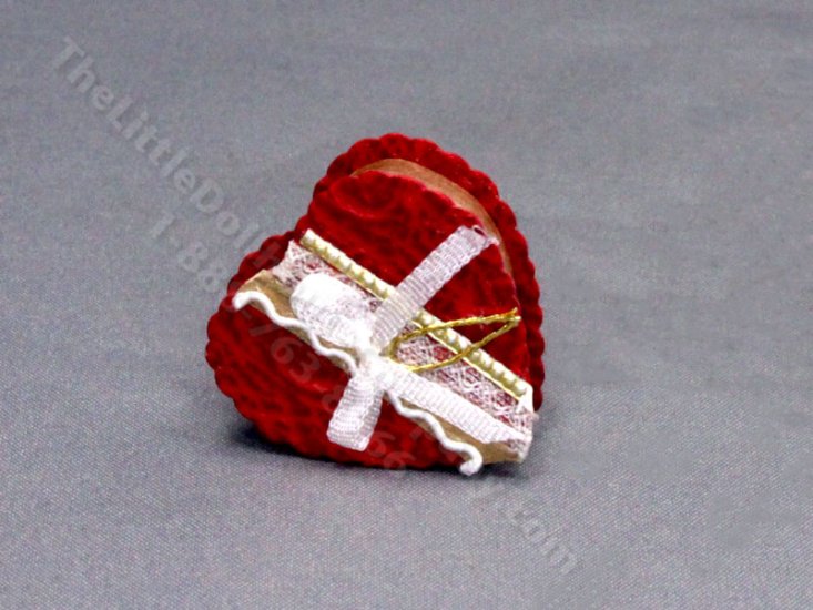 Miniature Heart-shaped Box of Chocolates [MJD 398] | The Little ...