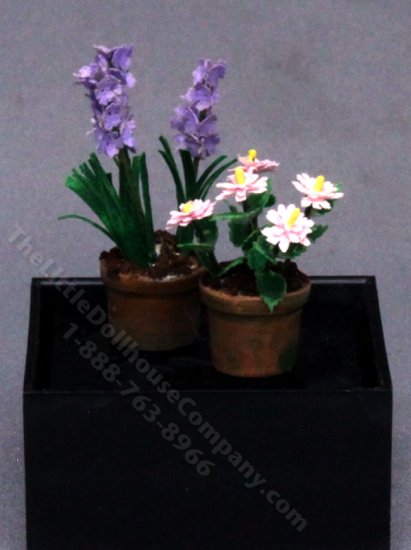 1/2 Scale Pair of Flower Pots [PAG 011] | The Little Dollhouse Company