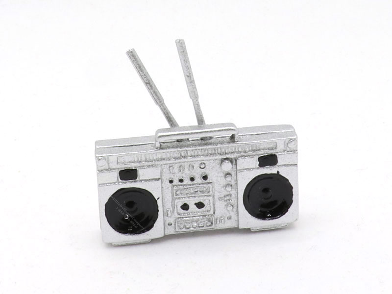 Miniature Boom Box for Dollhouses [ACH 276] | The Little Dollhouse Company