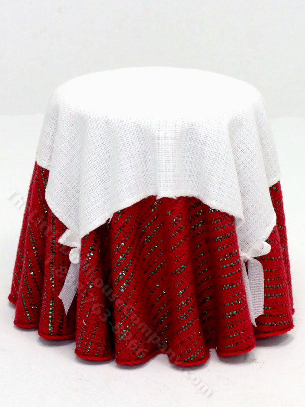 Miniature Table with Red/Green Tablecloth by Designs by Janet [DBJ 401 ...